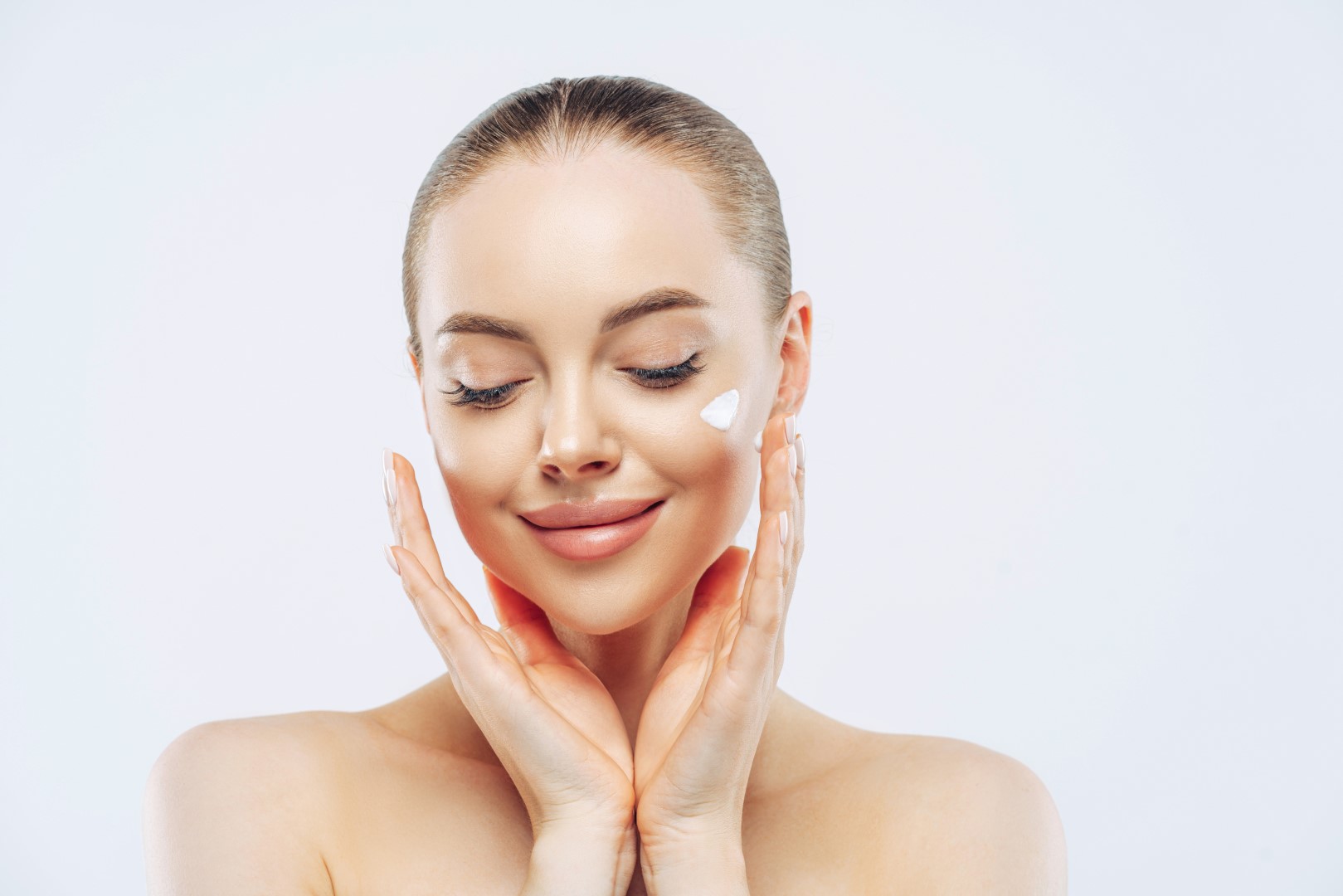 The Importance of Night Creams in Your Skincare Routine - ABI ...